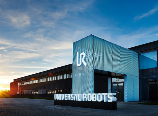 Universal Robots unveils effortless compatibility with Siemens PLCs ...