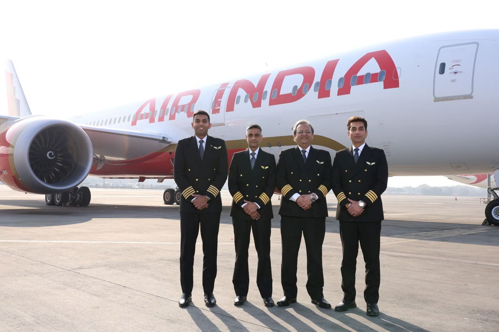 Air India’s First New Boeing 787-9 Touches Down in Delhi - Machine Edge ...